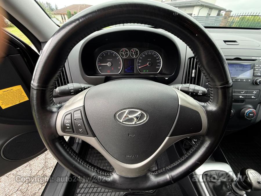 Melns Hyundai i30 2008 Tartu, ar dzinēja tilpumu 1.60 L un nobraukumu 194 tūkst. km par 2499 €, foto 7 vietnē AUTOMOTO.COM.LV