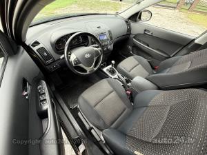 Melns Hyundai i30 2008 Tartu, ar dzinēja tilpumu 1.60 L un nobraukumu 194 tūkst. km par 2499 €, foto 15 vietnē AUTOMOTO.COM.LV