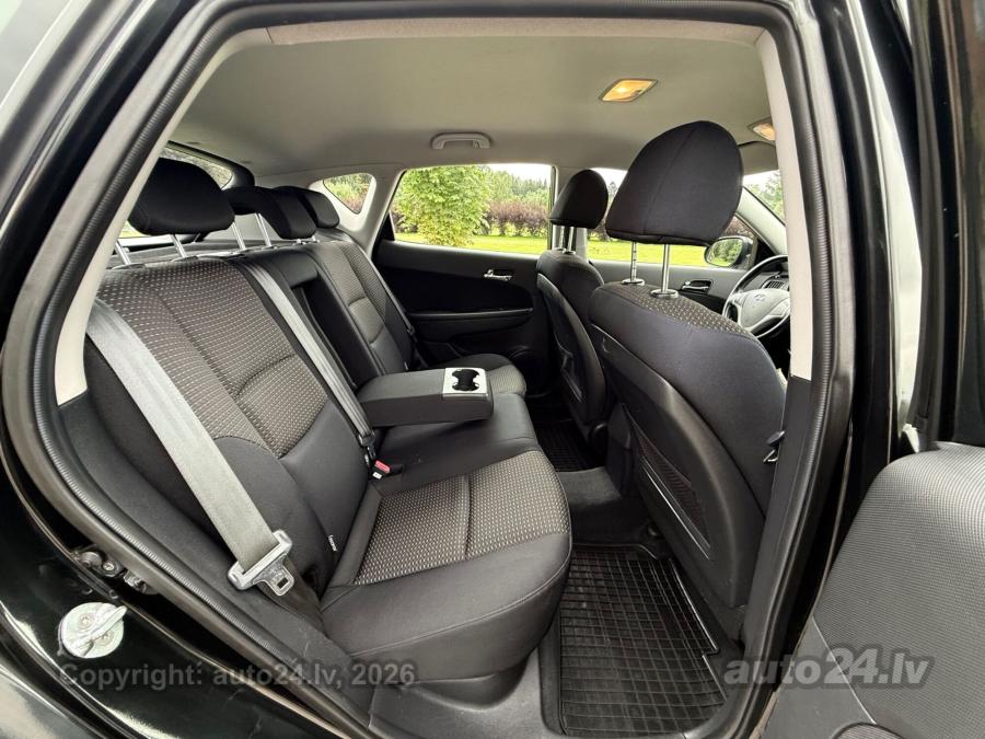 Melns Hyundai i30 2008 Tartu, ar dzinēja tilpumu 1.60 L un nobraukumu 194 tūkst. km par 2499 €, foto 22 vietnē AUTOMOTO.COM.LV