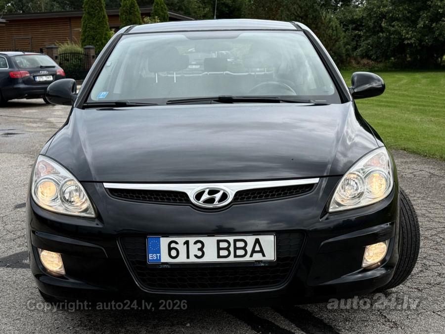 Melns Hyundai i30 2008 Tartu, ar dzinēja tilpumu 1.60 L un nobraukumu 194 tūkst. km par 2499 €, foto 29 vietnē AUTOMOTO.COM.LV