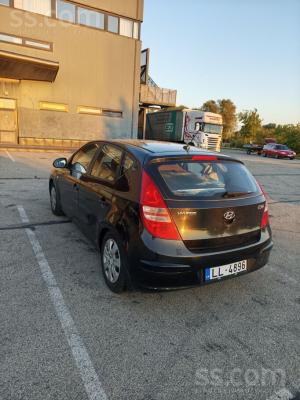 Melns Hyundai i30 2008 Rīga, ar dzinēja tilpumu 1.40 L un nobraukumu 208 tūkst. km par 1350 €, foto 7 vietnē AUTOMOTO.COM.LV