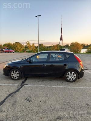 Melns Hyundai i30 2008 Rīga, ar dzinēja tilpumu 1.40 L un nobraukumu 208 tūkst. km par 1350 €, foto 9 vietnē AUTOMOTO.COM.LV