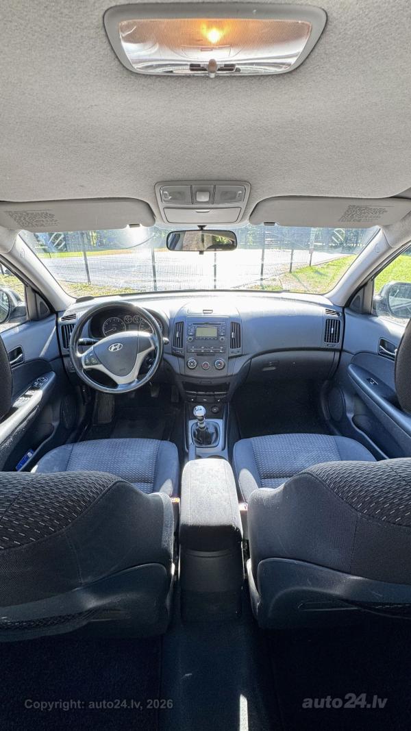 Black Hyundai i30 2008 in Parnu, with an engine capacity of 1.60 L and mileage of 212 thousand km for 1500 €, photo 11 on AUTOMOTO.COM.LV