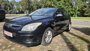 Черный Хендай i30 2008 в Алитус, объемом двигателя 1.40 л и пробегом 205 тыс. км за 2250 €, фото 5 на AUTOMOTO.COM.LV