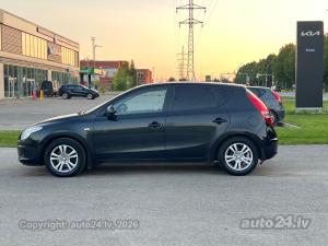 Черный Хендай i30 2009 в Нарва, объемом двигателя 1.60 л и пробегом 230 тыс. км за 1999 €, фото 12 на AUTOMOTO.COM.LV