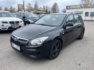 Черный Хендай i30 2010 в Рига, объемом двигателя 1.60 л и пробегом 0 тыс. км за 2950 €, фото 1 на AUTOMOTO.COM.LV