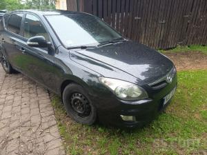 Черный Хендай i30 2010 в Резекне, объемом двигателя 1.60 л и пробегом 266 тыс. км за 1800 €, фото 3 на AUTOMOTO.COM.LV