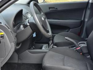 Черный Хендай i30 2010 в Гробиня, объемом двигателя 1.40 л и пробегом 149 тыс. км за 3500 €, фото 13 на AUTOMOTO.COM.LV