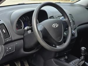 Черный Хендай i30 2010 в Гробиня, объемом двигателя 1.40 л и пробегом 149 тыс. км за 3500 €, фото 14 на AUTOMOTO.COM.LV
