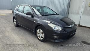 Черный Хендай i30 2010 в Тарту, объемом двигателя 1.40 л и пробегом 197 тыс. км за 2190 €, фото 3 на AUTOMOTO.COM.LV