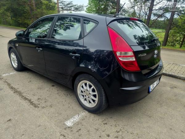 Черный Хендай i30 2011 в Бирштонас, объемом двигателя 1.40 л и пробегом 205 тыс. км за 1750 €, фото 7 на AUTOMOTO.COM.LV