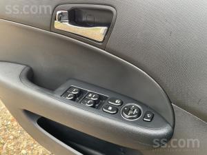 Черный Хендай i30 2011 в Цесис, объемом двигателя 1.60 л и пробегом 211 тыс. км за 3950 €, фото 7 на AUTOMOTO.COM.LV