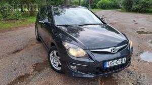 Melns Hyundai i30 2011 Rīga, ar dzinēja tilpumu 1.60 L un nobraukumu 112 tūkst. km par 3860 €, foto  vietnē AUTOMOTO.COM.LV