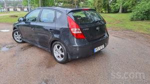 Черный Хендай i30 2011 в Рига, объемом двигателя 1.60 л и пробегом 112 тыс. км за 3860 €, фото 7 на AUTOMOTO.COM.LV