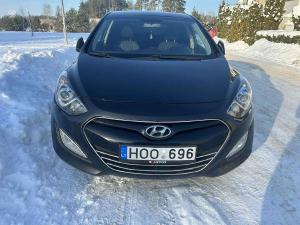Melns Hyundai i30 2012 Viļņa, ar dzinēja tilpumu 1.40 L un nobraukumu 193 tūkst. km par 4500 €, foto 5 vietnē AUTOMOTO.COM.LV