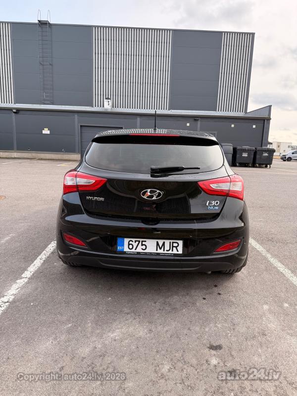 Черный Хендай i30 2014 в Таллин, объемом двигателя 1.60 л и пробегом 142 тыс. км за 6500 €, фото 4 на AUTOMOTO.COM.LV