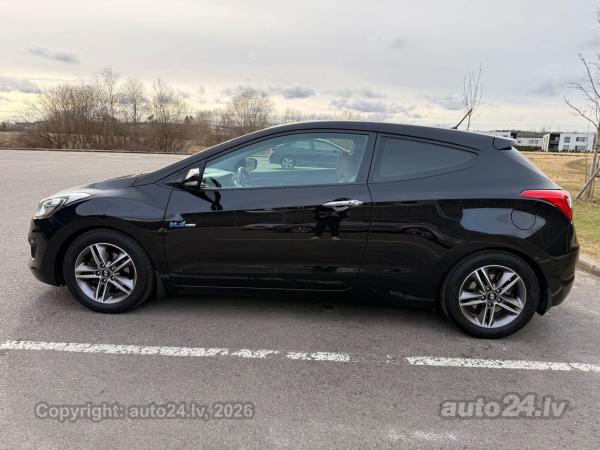Черный Хендай i30 2014 в Таллин, объемом двигателя 1.60 л и пробегом 142 тыс. км за 6500 €, фото 6 на AUTOMOTO.COM.LV