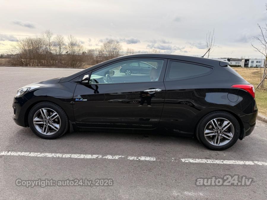 Черный Хендай i30 2014 в Таллин, объемом двигателя 1.60 л и пробегом 142 тыс. км за 6500 €, фото 7 на AUTOMOTO.COM.LV