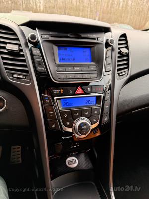 Черный Хендай i30 2014 в Таллин, объемом двигателя 1.60 л и пробегом 142 тыс. км за 6500 €, фото 10 на AUTOMOTO.COM.LV