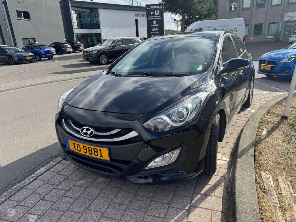 Melns Hyundai i30 2014 Marijampole, ar dzinēja tilpumu 1.58 L un nobraukumu 200 tūkst. km par 3250 €, foto 1 vietnē AUTOMOTO.COM.LV