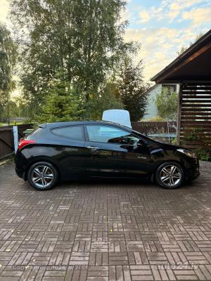 Черный Хендай i30 2014 в Таллин, объемом двигателя 1.60 л и пробегом 150 тыс. км за 5500 €, фото 9 на AUTOMOTO.COM.LV