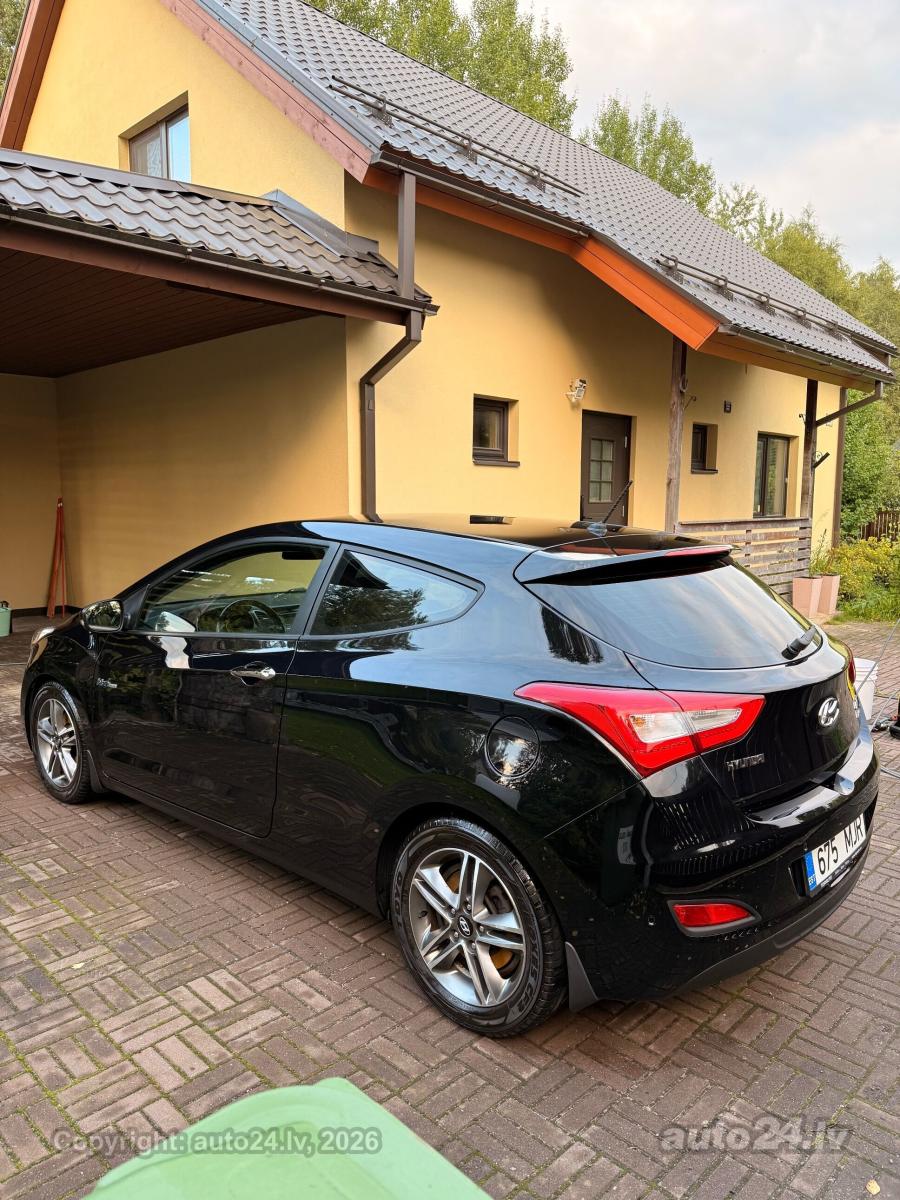Черный Хендай i30 2014 в Таллин, объемом двигателя 1.60 л и пробегом 150 тыс. км за 5500 €, фото 10 на AUTOMOTO.COM.LV