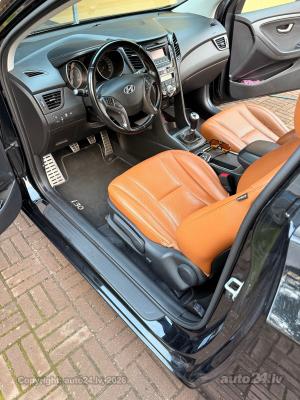 Черный Хендай i30 2014 в Таллин, объемом двигателя 1.60 л и пробегом 150 тыс. км за 5500 €, фото 11 на AUTOMOTO.COM.LV