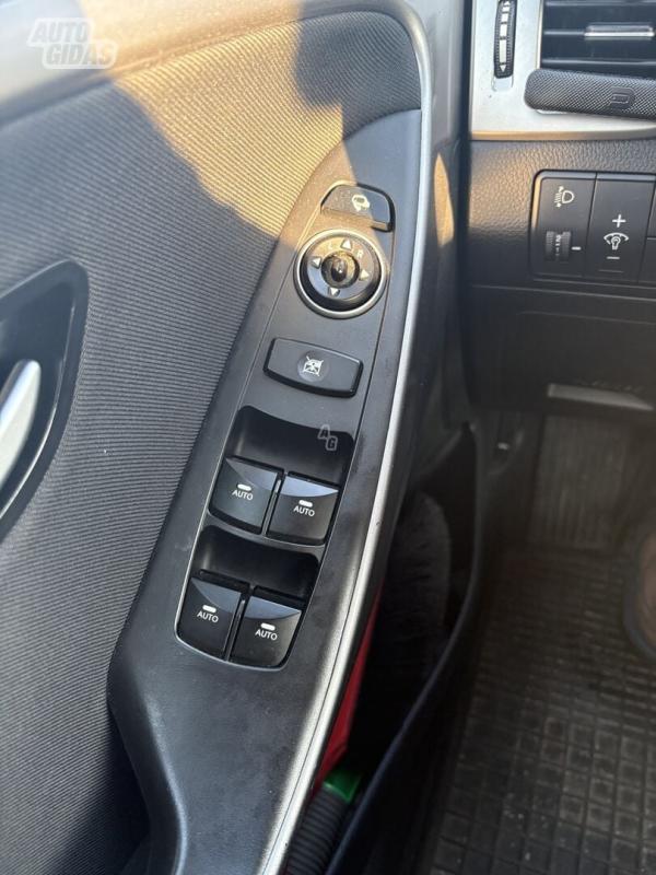 Melns Hyundai i30 2016 Šauļi, ar dzinēja tilpumu 1.60 L un nobraukumu 141 tūkst. km par 6700 €, foto 7 vietnē AUTOMOTO.COM.LV