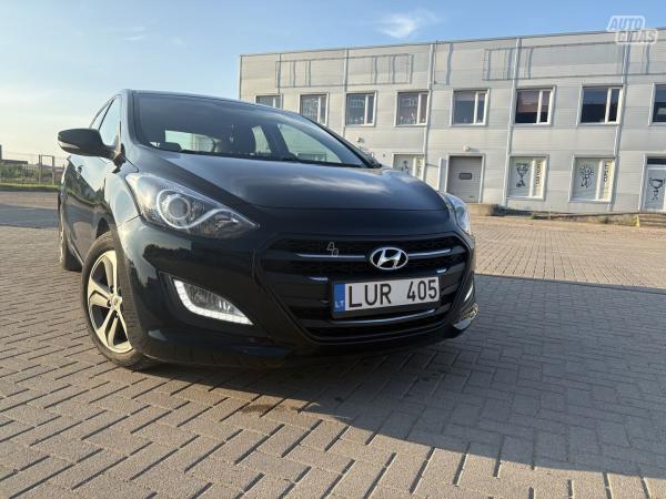 Melns Hyundai i30 2016 Šauļi, ar dzinēja tilpumu 1.60 L un nobraukumu 141 tūkst. km par 6700 €, foto 9 vietnē AUTOMOTO.COM.LV