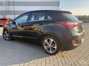 Черный Хендай i30 2016 в Шяуляй, объемом двигателя 1.60 л и пробегом 141 тыс. км за 6700 €, фото 13 на AUTOMOTO.COM.LV