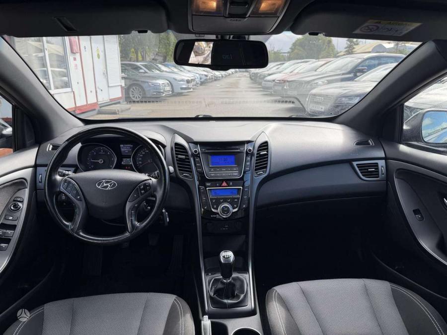 Черный Хендай i30 2016 в Клайпеда, объемом двигателя 1.58 л и пробегом 264 тыс. км за 3999 €, фото 14 на AUTOMOTO.COM.LV