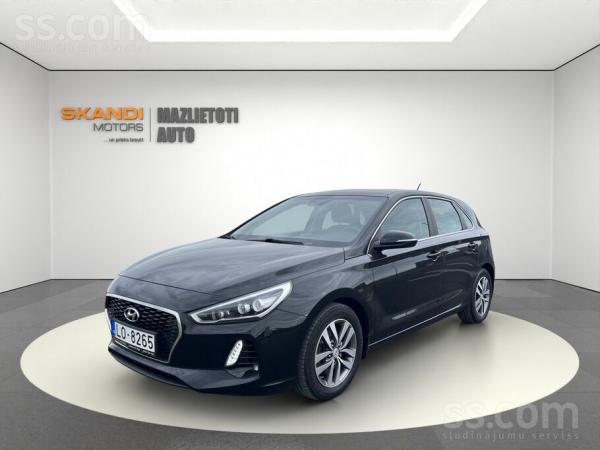 Черный Хендай i30 2018 в Рига, объемом двигателя 1.00 л и пробегом 93 тыс. км за 7990 €, фото 1 на AUTOMOTO.COM.LV