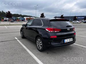 Melns Hyundai i30 2018 Rīga, ar dzinēja tilpumu 1.60 L un nobraukumu 129 tūkst. km par 9900 €, foto 4 vietnē AUTOMOTO.COM.LV