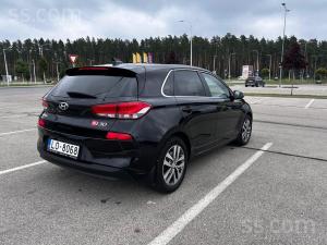 Melns Hyundai i30 2018 Rīga, ar dzinēja tilpumu 1.60 L un nobraukumu 129 tūkst. km par 9900 €, foto 5 vietnē AUTOMOTO.COM.LV