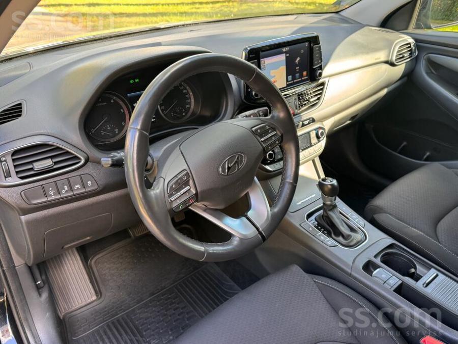 Melns Hyundai i30 2018 Rīga, ar dzinēja tilpumu 1.60 L un nobraukumu 129 tūkst. km par 9900 €, foto 11 vietnē AUTOMOTO.COM.LV