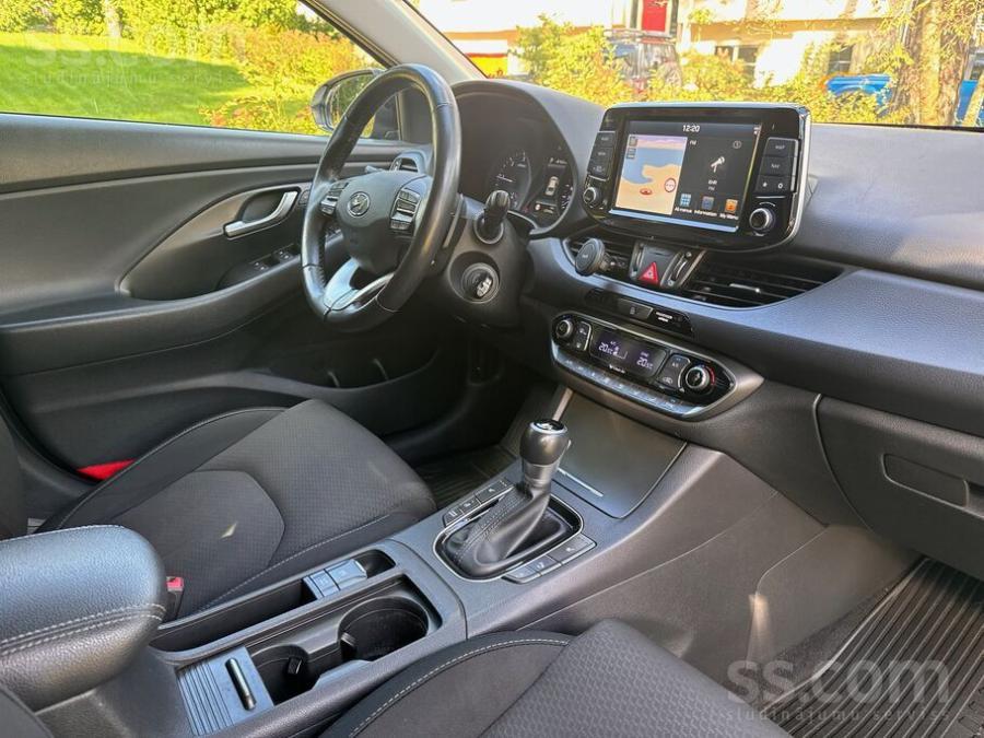 Melns Hyundai i30 2018 Rīga, ar dzinēja tilpumu 1.60 L un nobraukumu 129 tūkst. km par 9900 €, foto 13 vietnē AUTOMOTO.COM.LV