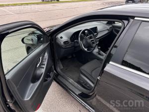 Melns Hyundai i30 2018 Rīga, ar dzinēja tilpumu 1.60 L un nobraukumu 129 tūkst. km par 9900 €, foto 26 vietnē AUTOMOTO.COM.LV