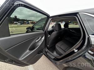 Melns Hyundai i30 2018 Rīga, ar dzinēja tilpumu 1.60 L un nobraukumu 129 tūkst. km par 9900 €, foto 29 vietnē AUTOMOTO.COM.LV