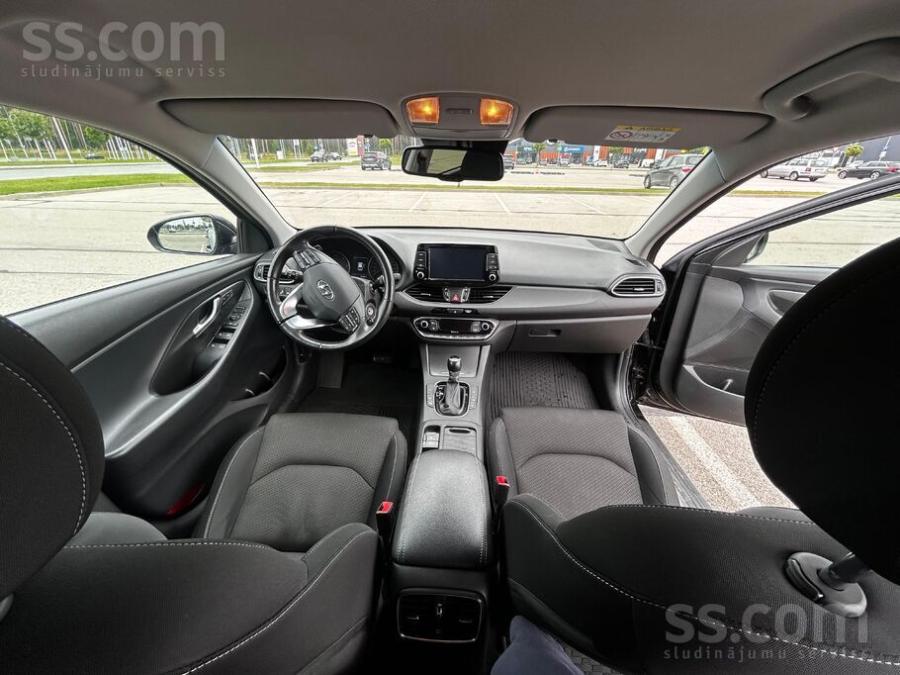Melns Hyundai i30 2018 Rīga, ar dzinēja tilpumu 1.60 L un nobraukumu 129 tūkst. km par 9900 €, foto 31 vietnē AUTOMOTO.COM.LV