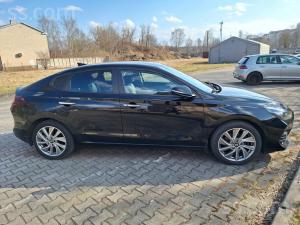 Черный Хендай i30 2019 в Рига, объемом двигателя 1.00 л и пробегом 72 тыс. км за 11999 €, фото 4 на AUTOMOTO.COM.LV