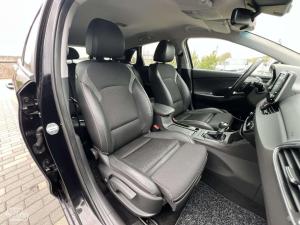 Black Hyundai i30 2019 in Siauliai, with an engine capacity of 1.60 L and mileage of 202 thousand km for 9800 €, photo 30 on AUTOMOTO.COM.LV