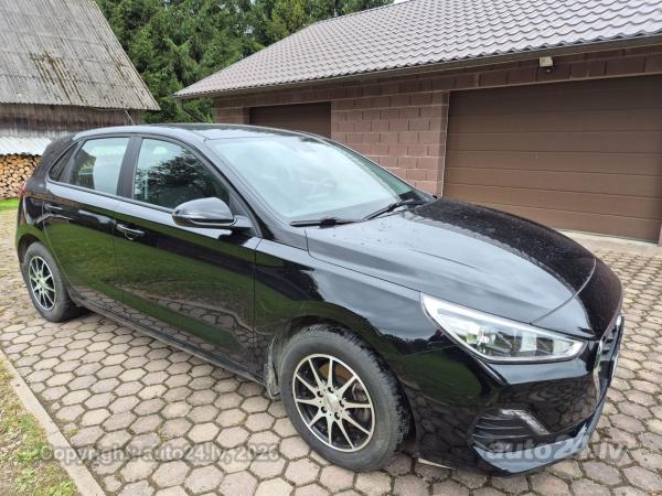 Hyundai i30 2020 Pelva vietnÄ Melns Hyundai i30 2020 Pelva, ar dzinÄja tilpumu 1.40 L un nobraukumu 26 tÅ«kst. km par 10500 ā¬, foto 1 vietnÄ AUTOMOTO.COM.LV
