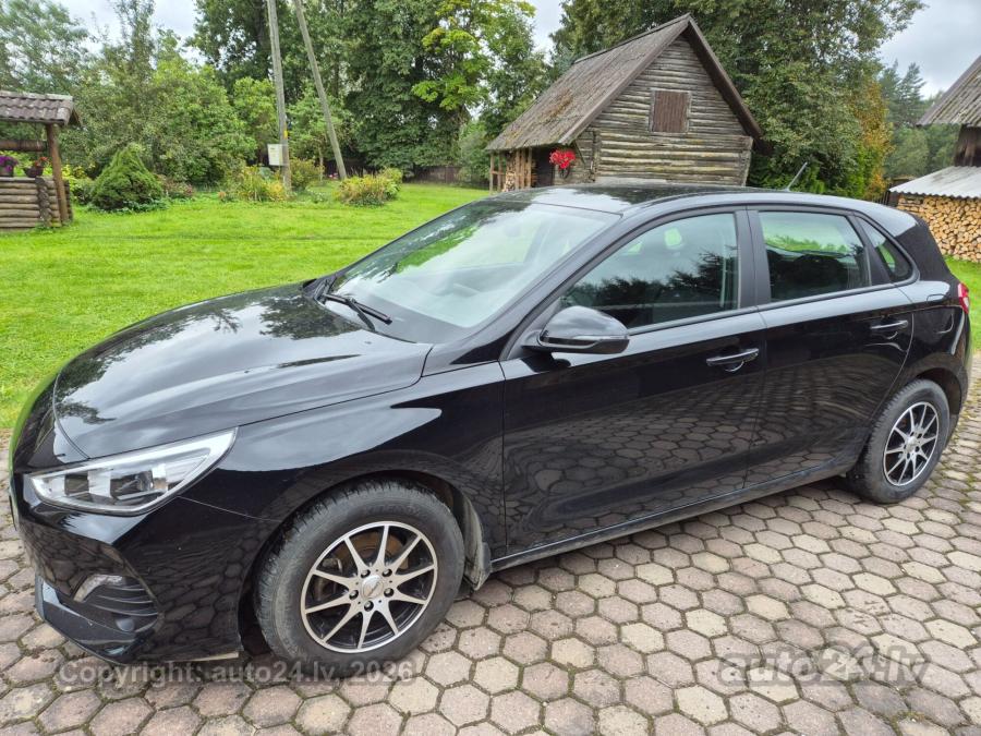 Melns Hyundai i30 2020 Pelva, ar dzinēja tilpumu 1.40 L un nobraukumu 26 tūkst. km par 10500 €, foto 5 vietnē AUTOMOTO.COM.LV