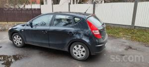 Черный Хендай i30 2008 в Юрмала, объемом двигателя 1.40 л и пробегом 220 тыс. км за 1600 €, фото  на AUTOMOTO.COM.LV