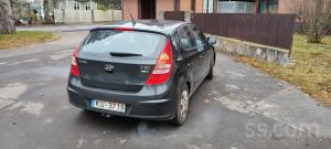 Melns Hyundai i30 2008 Jūrmala, ar dzinēja tilpumu 1.40 L un nobraukumu 220 tūkst. km par 1600 €, foto 3 vietnē AUTOMOTO.COM.LV