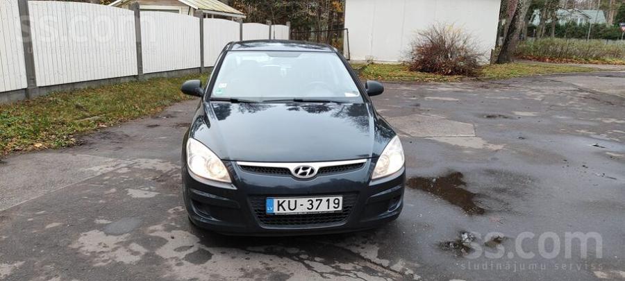 Melns Hyundai i30 2008 Jūrmala, ar dzinēja tilpumu 1.40 L un nobraukumu 220 tūkst. km par 1600 €, foto 4 vietnē AUTOMOTO.COM.LV