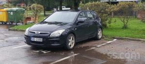 Black Hyundai i30 2008 in Jelgava, with an engine capacity of 1.40 L and mileage of 119 thousand km for 1400 €, photo  on AUTOMOTO.COM.LV