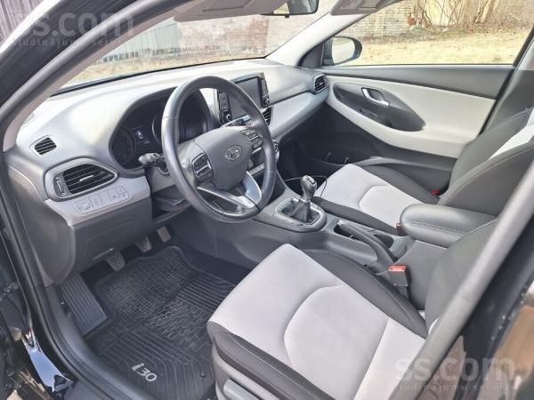Melns Hyundai i30 2019 Rīga, ar dzinēja tilpumu 1.00 L un nobraukumu 73 tūkst. km par 11850 €, foto 6 vietnē AUTOMOTO.COM.LV
