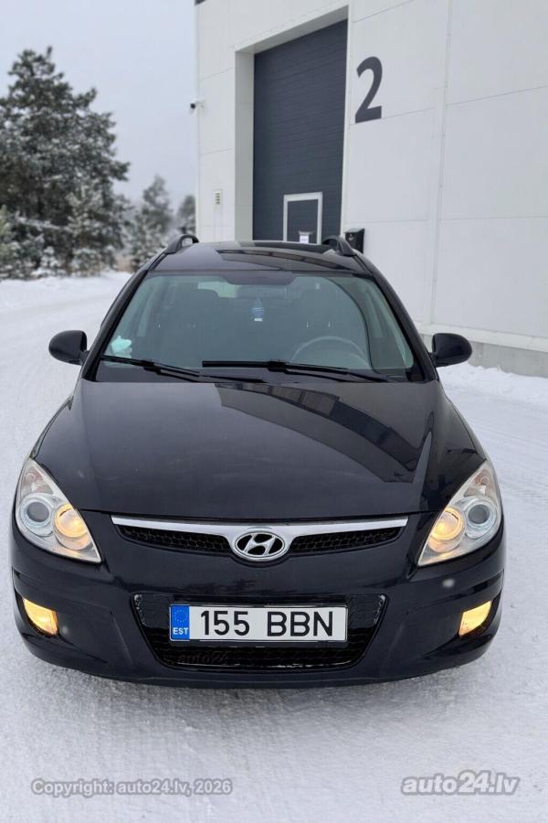 Black Hyundai i30 2008 in Tallinn, with an engine capacity of 1.60 L and mileage of 235 thousand km for 1800 €, photo 2 on AUTOMOTO.COM.LV