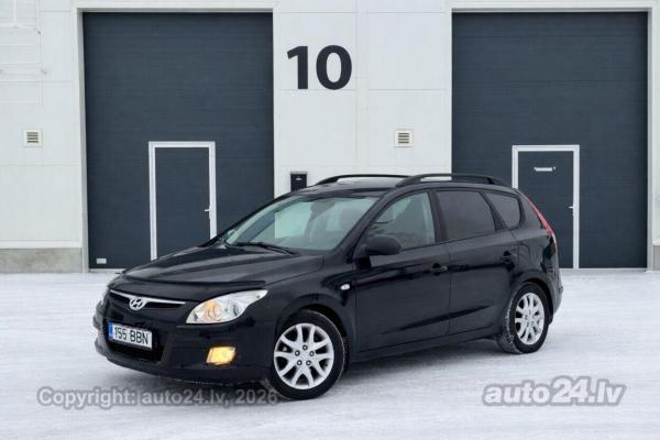 Black Hyundai i30 2008 in Tallinn, with an engine capacity of 1.60 L and mileage of 235 thousand km for 1800 €, photo 6 on AUTOMOTO.COM.LV